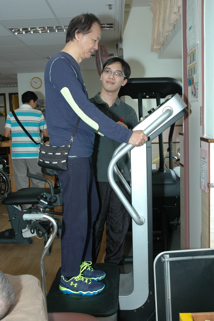 Lee Quo Wei Day Rehabilitation and Care Centre | Scope of Service